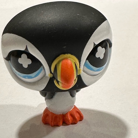 Littlest Pet Shop | Toys | Littlest Pet Shop Puffin 654 From 208 | Poshmark